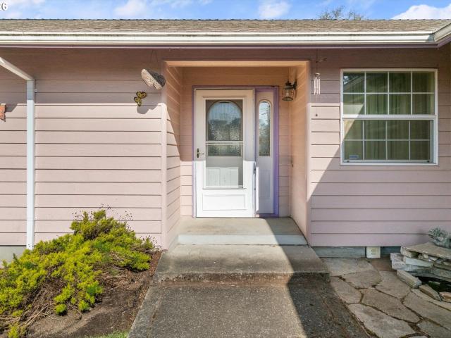 2672 columbia blvd
