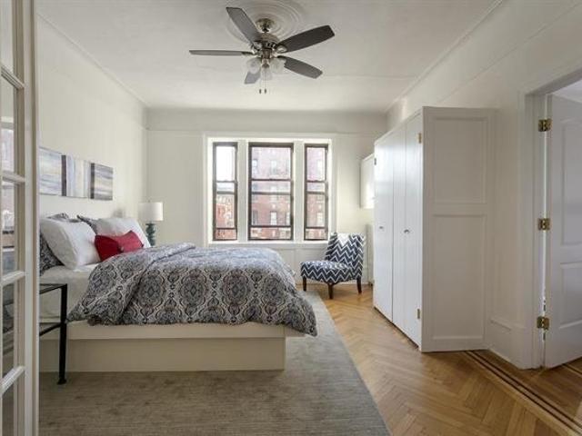 2672 Kennedy Blvd # 201