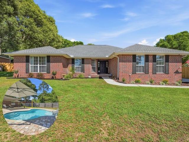 2672 Paddock Cir, Crestview, FL 32536