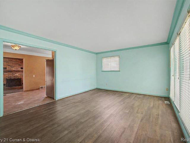 26733 Rouge River Drive