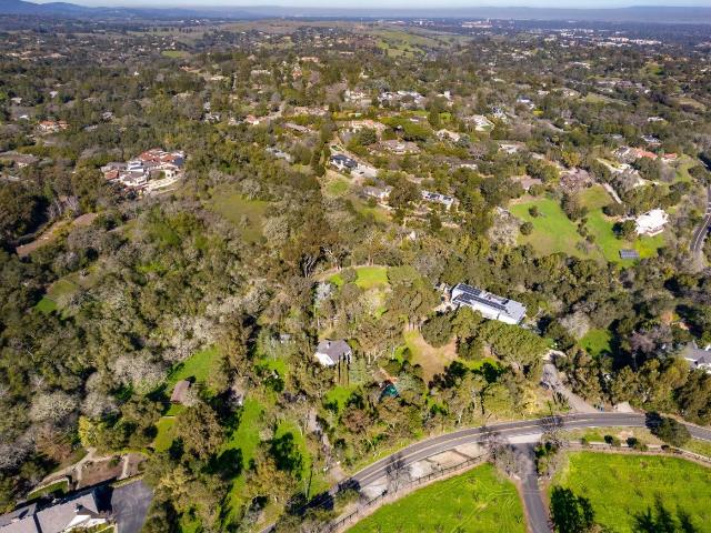 26731 Taaffe Rd, Los Altos Hills, CA 94022 | MLS #ML82032 | Compass