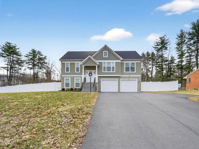 267 Consaul Rd, Albany, NY 12205