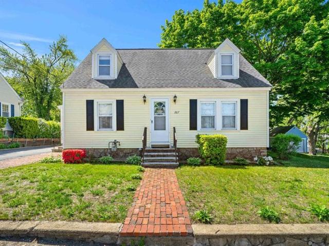 267 Cilley Rd, Manchester, NH 03103