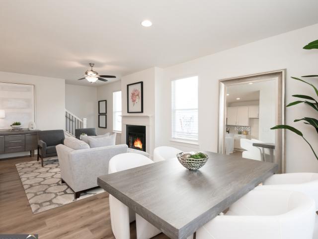 267 Barracks Way 878