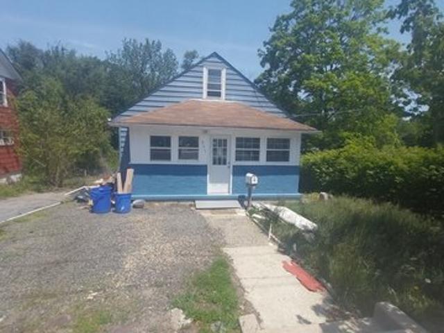 267 Berlin Rd, Clementon, NJ 08021