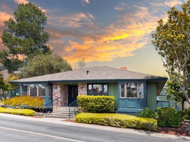 267 Del Mesa Carmel, CA 93923