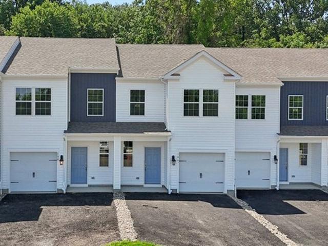 267 Derby Dr, Coatesville, PA 19320