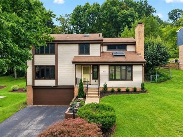 267 Kinvara Dr, Pittsburgh, PA 15237