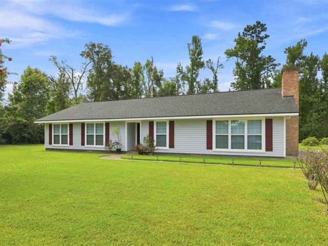 267 Joshua Ln, Lake Charles, LA 70611