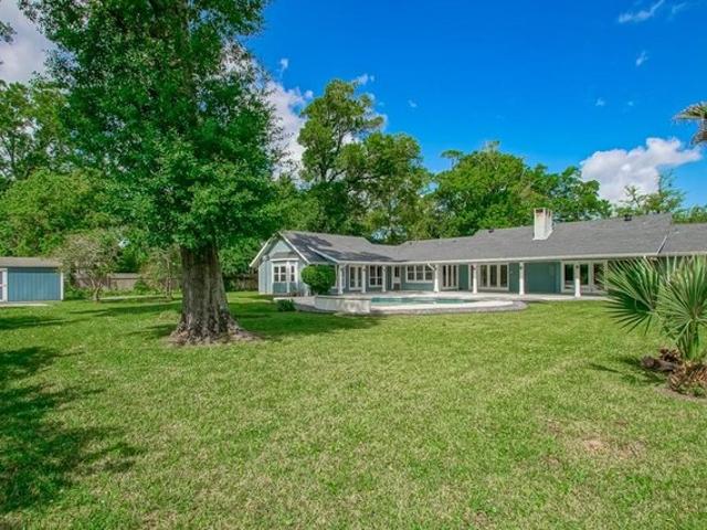267 Midway Dr, River Ridge, LA 70123