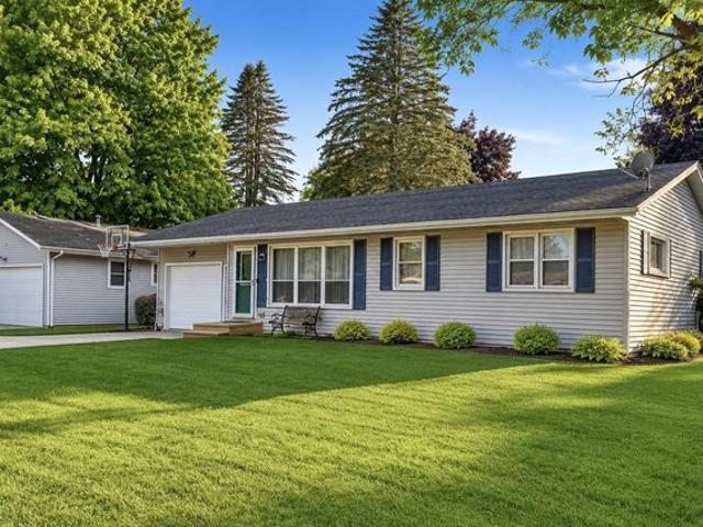 267 S Brooklyn St, Berlin, WI 54923