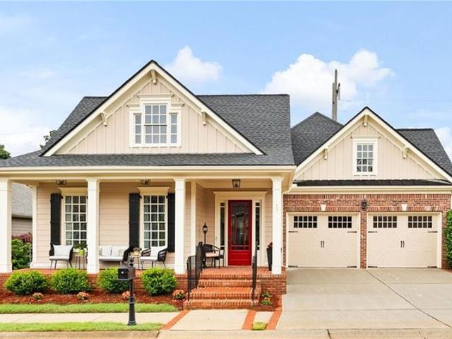 267 Somerset Cir, Woodstock, GA 30189