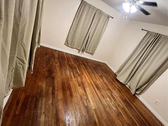 267 Saint Clair Drive W