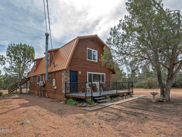 267 W Round Valley Road