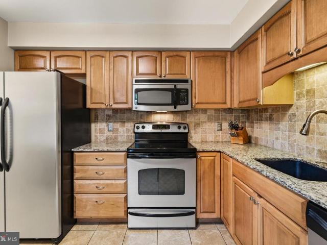 267 Valley Stream Lane