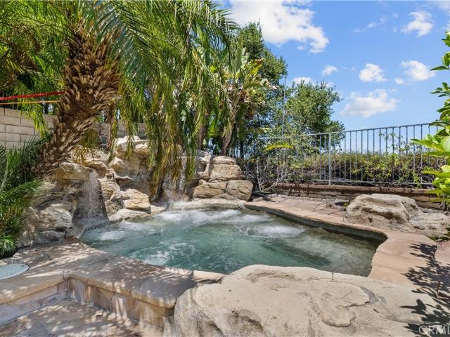 26846 Pine Hollow Court