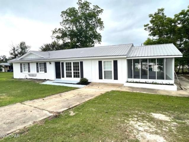 2684 Pebble Hill Rd, Marianna, FL 32448