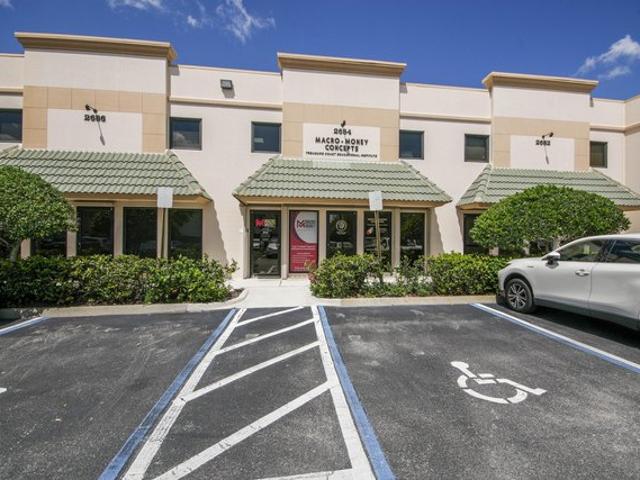 2684 SE Willoughby Blvd, Stuart, FL 34994