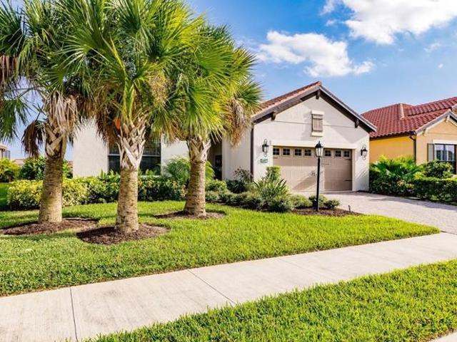 26857 Weiskopf Dr, Englewood, FL 34223