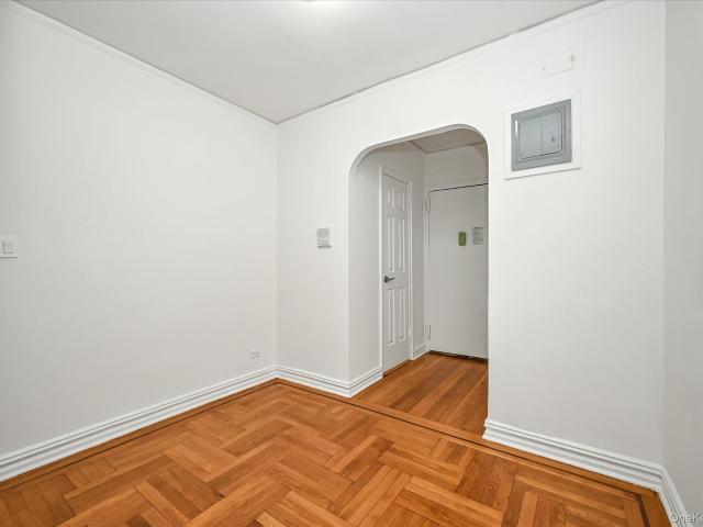 2685 Creston Avenue 3 H