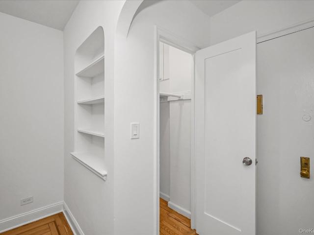 2685 Creston Avenue 4 A