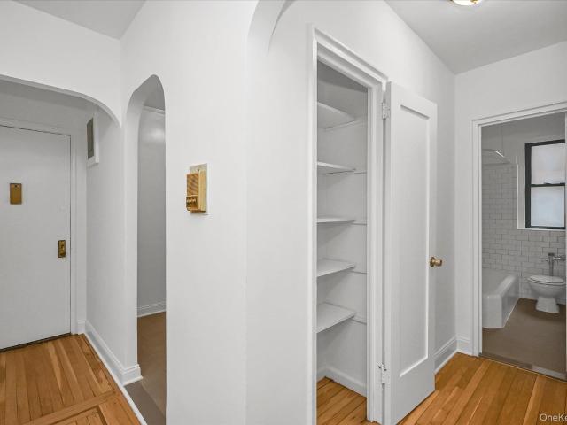 2685 Creston Avenue 4 A
