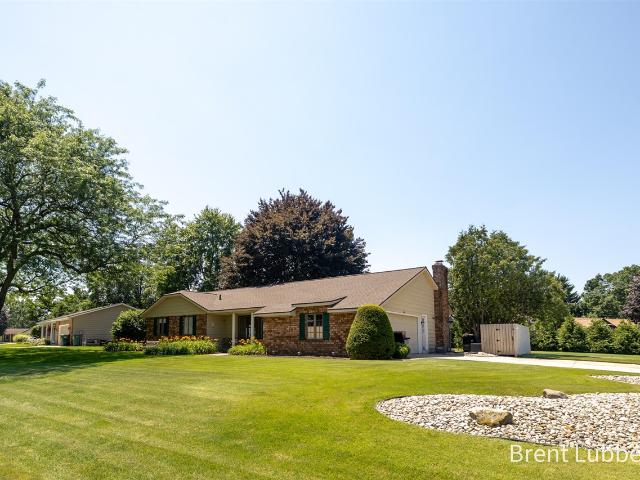 2685 E Chester Drive