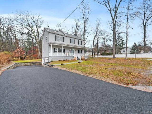 2685 Gregory St, Yorktown Heights, NY 10598