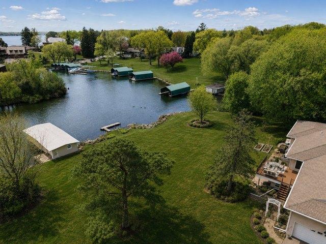 2685 Shadywood Rd, Excelsior, MN 55331