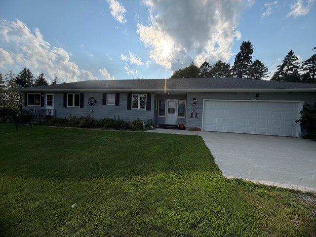 26871 th Ave, Clarks Grove, MN 56016