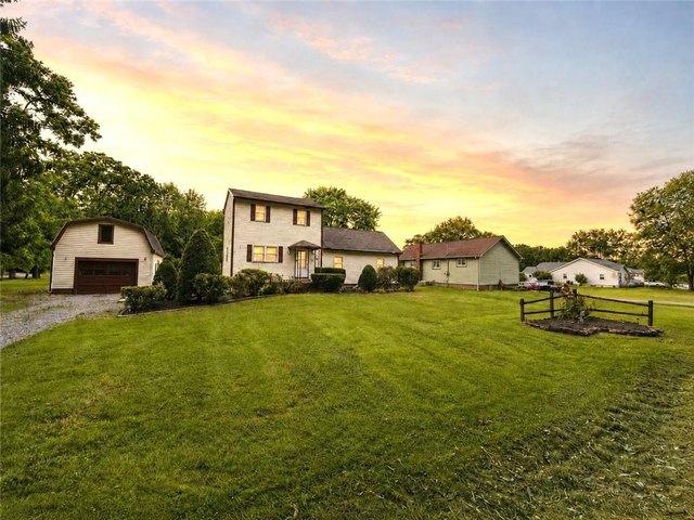 2687 Anchorage Rd, Sharpsville, PA 16150