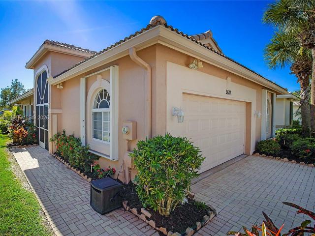 2687 Clipper Cir, West Palm Beach, FL 33411 | MLS #A11940