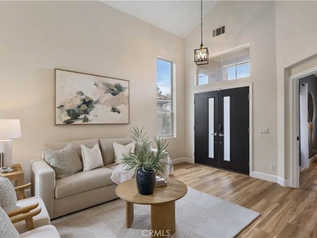 2688 N Bentley