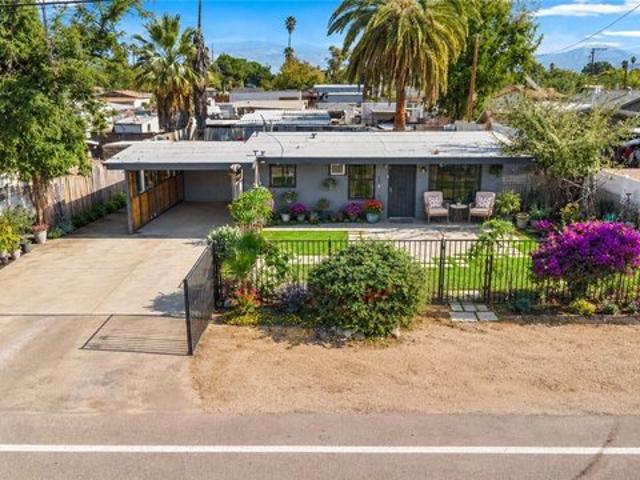 26802 Girard St, Hemet, CA 92544