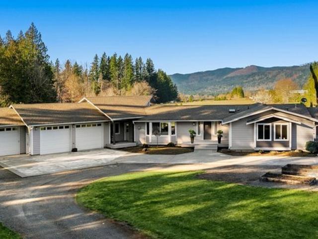 26808 SE 216th St, Maple Valley, WA 98038