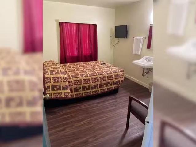 2680 Randolph Street 2680 Randolph St
