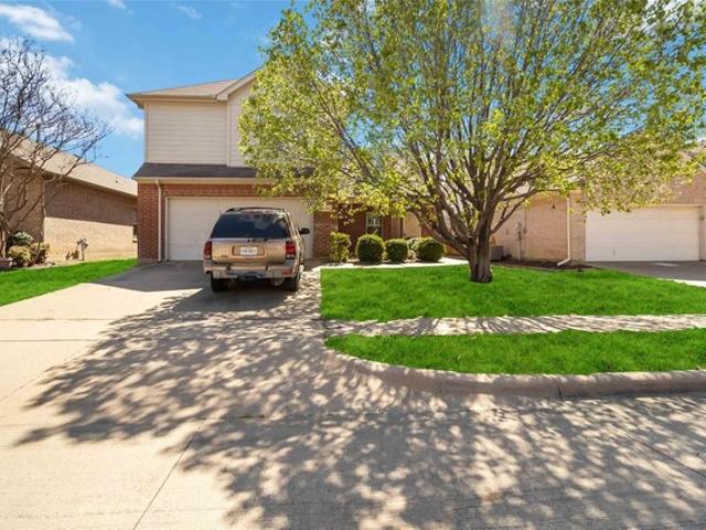 2680 Silver Hill Dr, Fort Worth, TX 76131