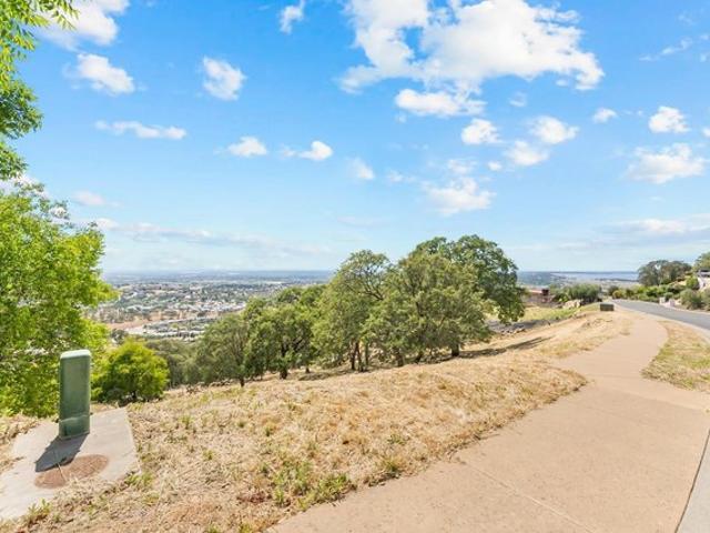 2680 Via Fiori, El Dorado Hills, CA 95762