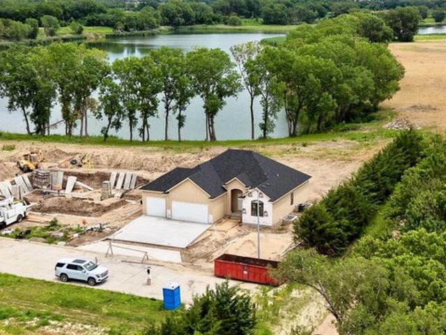 2681 Evening Bay Dr, Salina, KS 67401