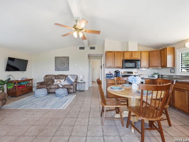 2681 Lakeview Dr