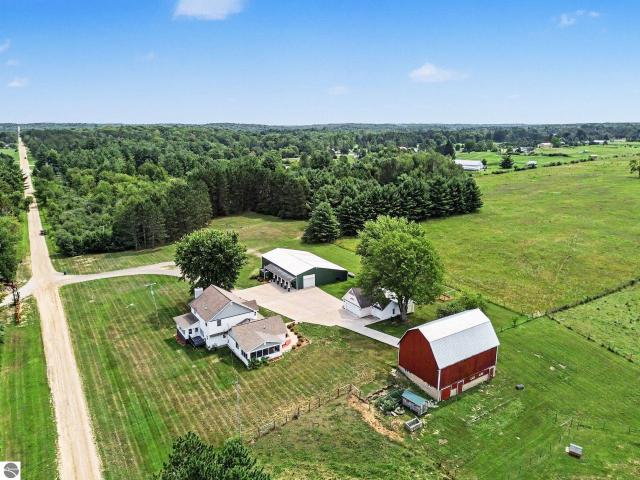 2682 E Haskell Lake Road