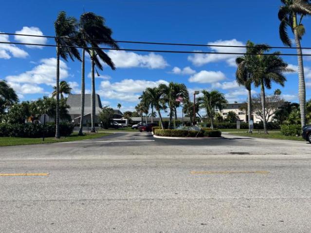 2682 S Garden Dr Unit #103, Lake Worth, FL 33461