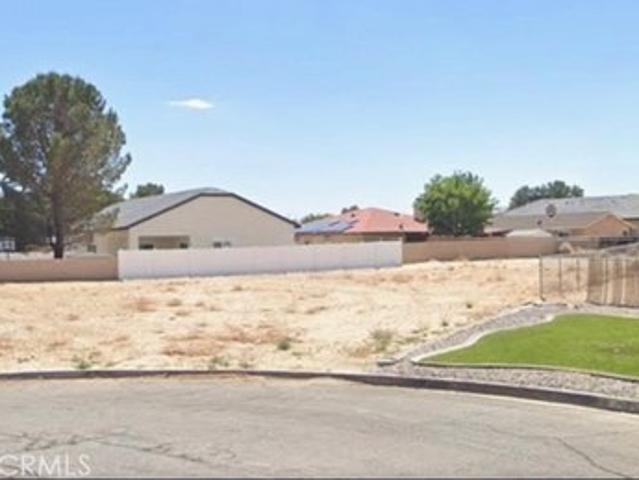 26832 Dunsmuir Ln, Helendale, CA 92342