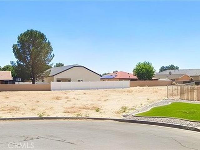 26832 Dunsmuir Ln, Helendale, CA 92342