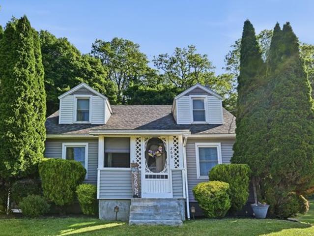 268 Chapman Dr, Amsterdam, NY 12010
