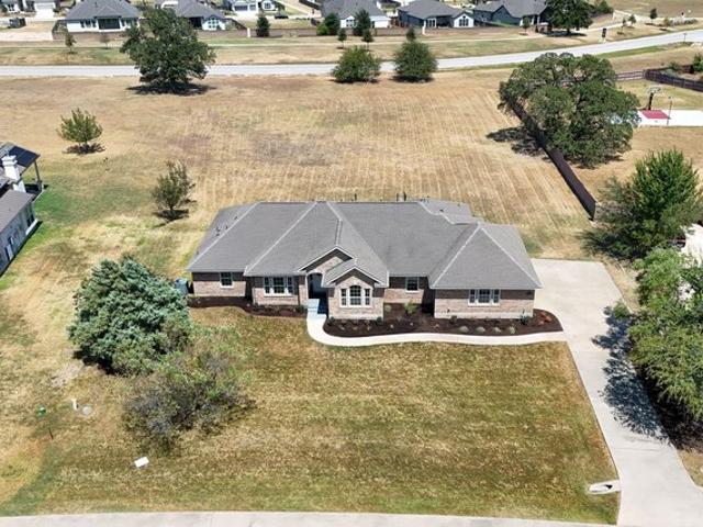 268 Chisholm Trl, Bastrop, TX 78602