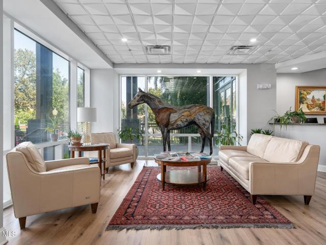 268 Broadway 103 #