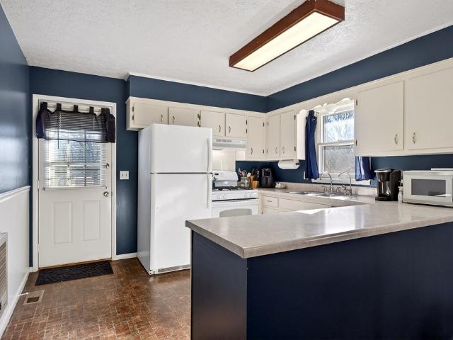 268 Fairview Circle