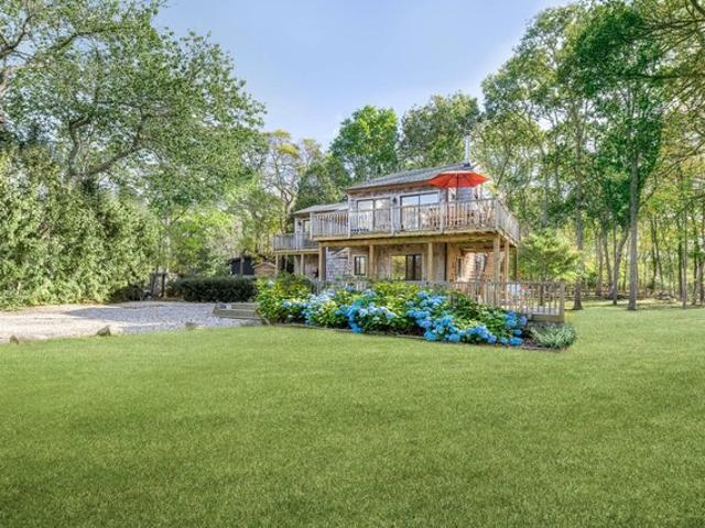 268 Fresh Pond Rd, Amagansett, NY 11930