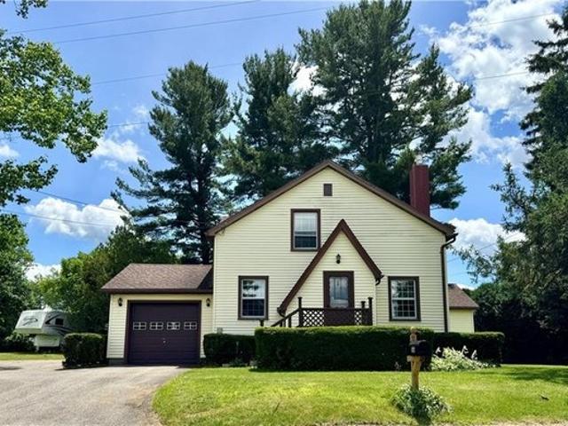 268 Holyoke Rd, Butler, PA 16001
